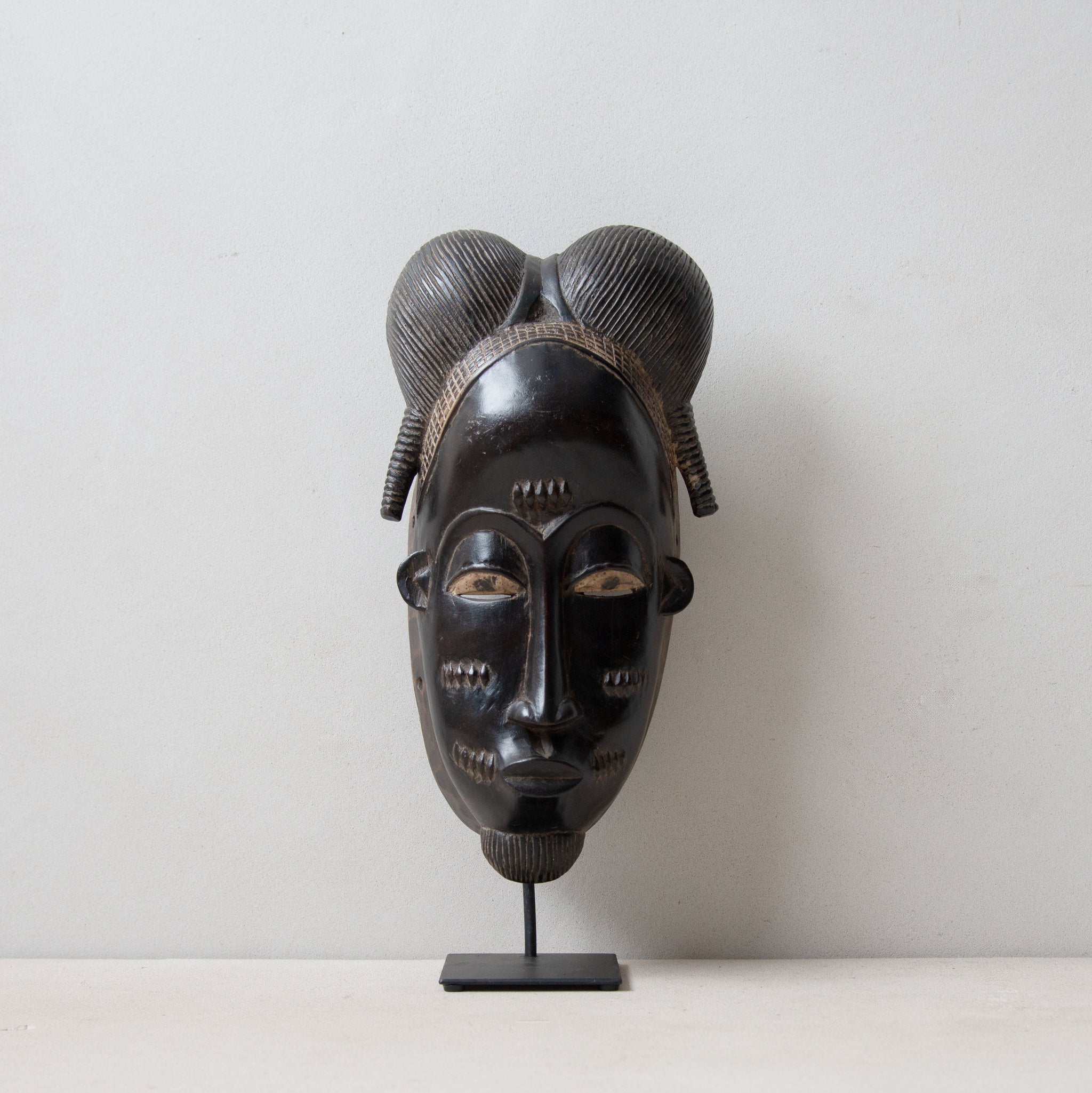 Mblo Portrait Mask