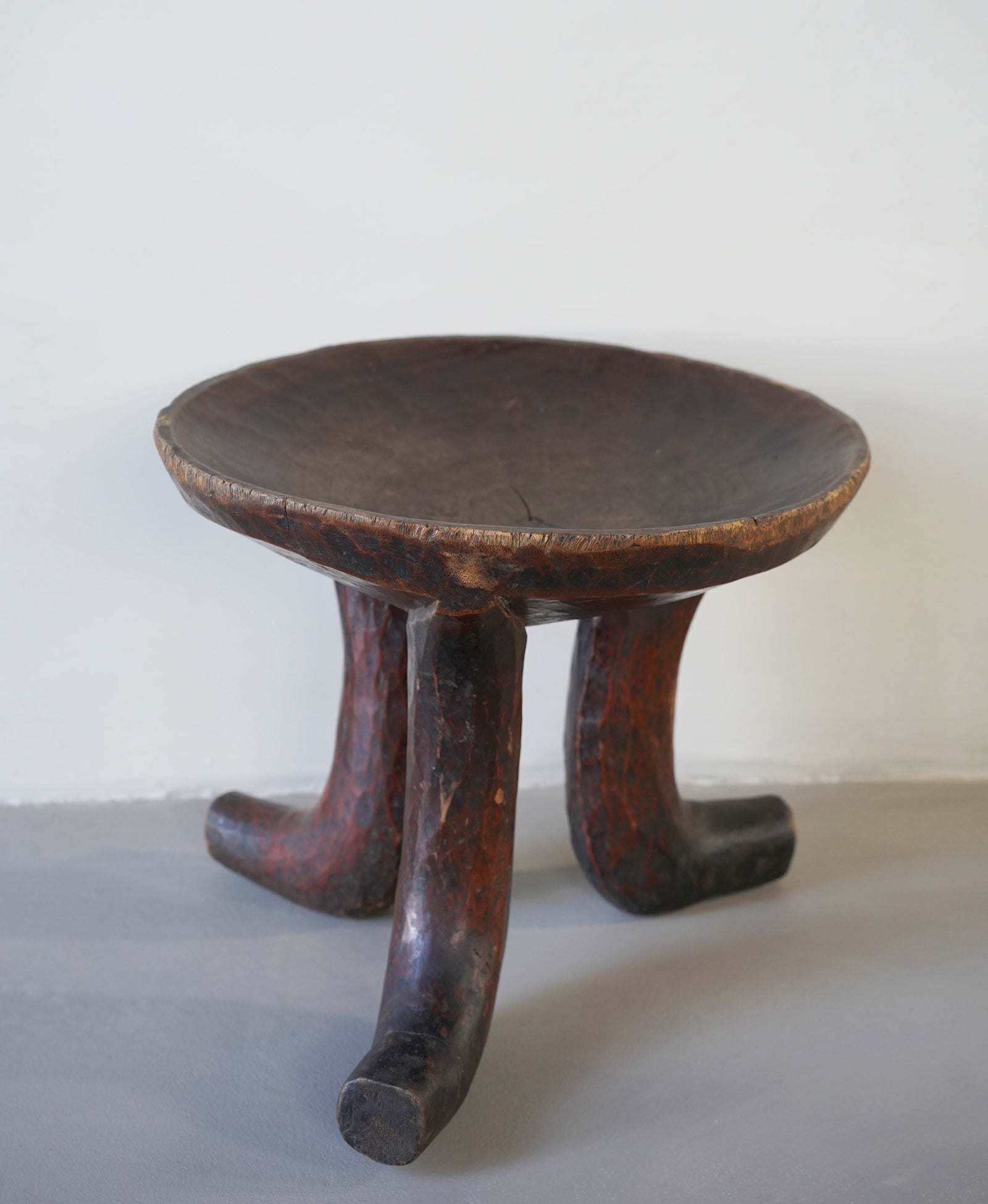 Stools & Side Tables