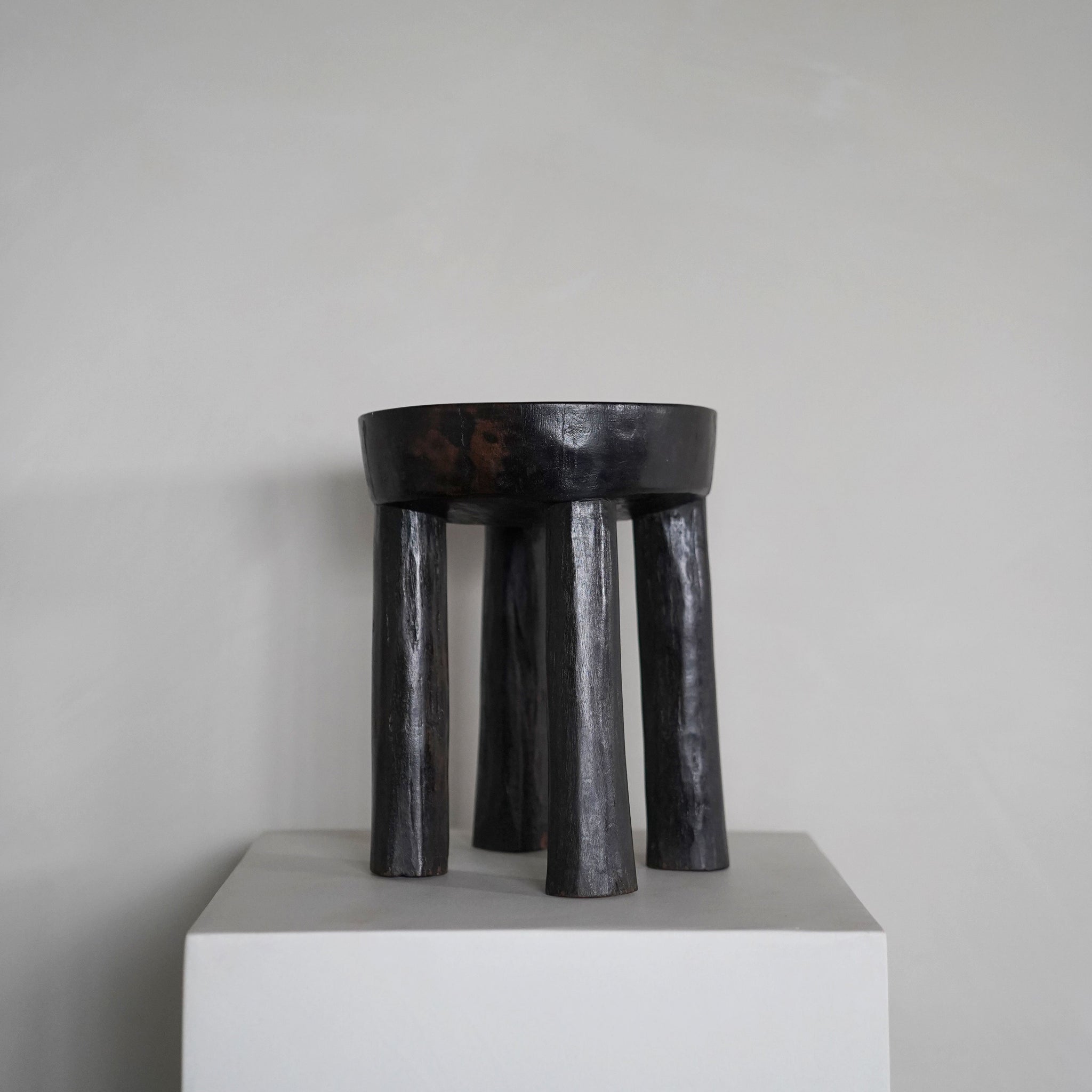 Lobi Stool