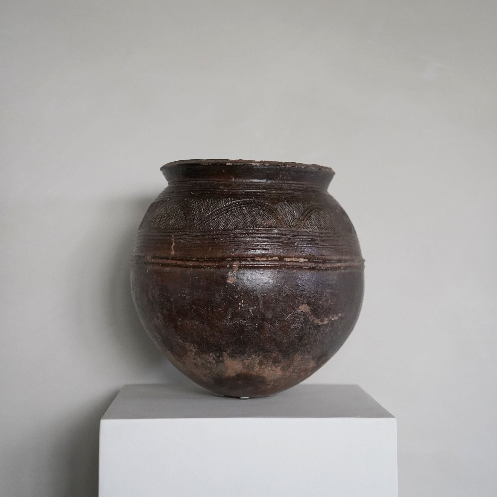 Nupe Water Pot 02