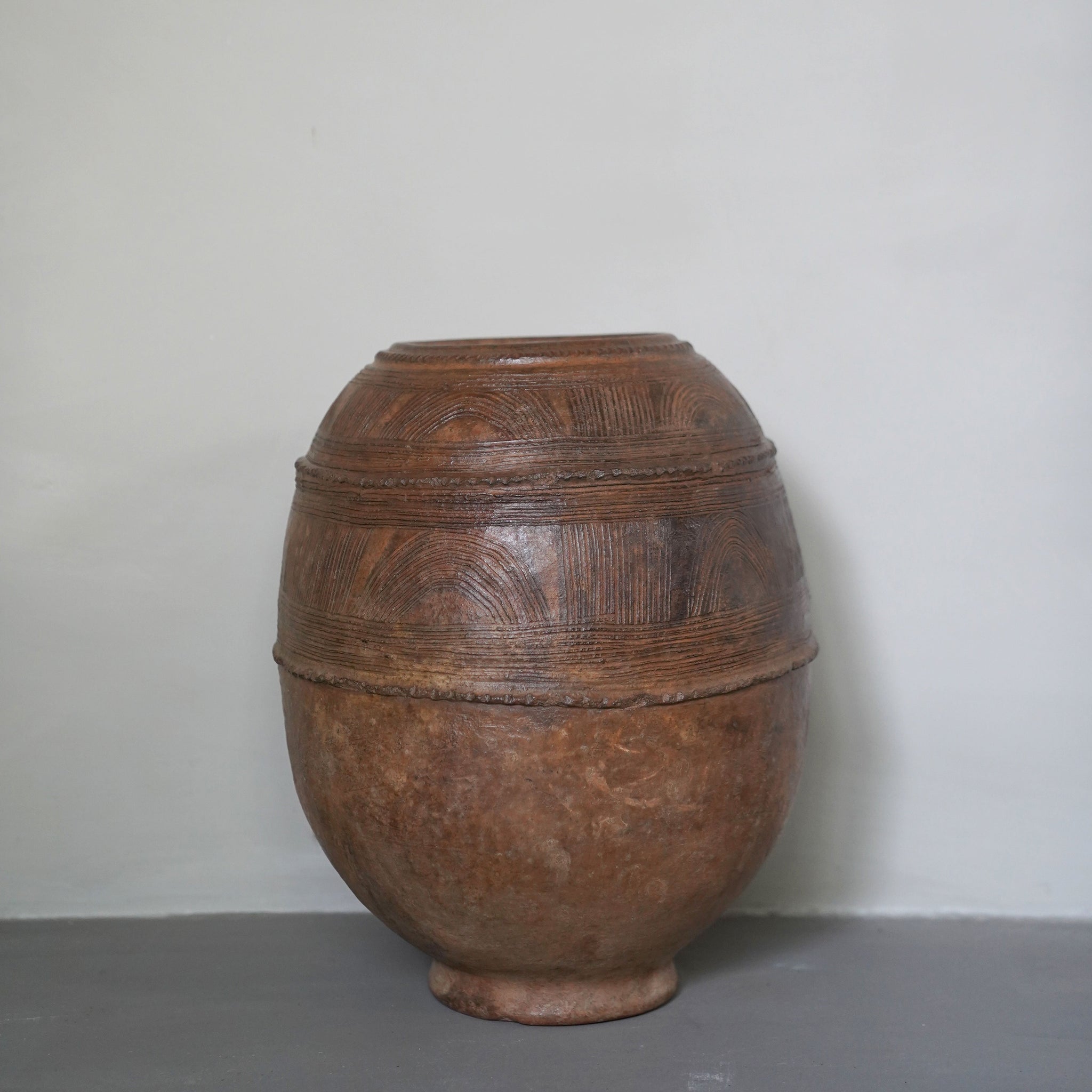 Nupe Water Pot 04