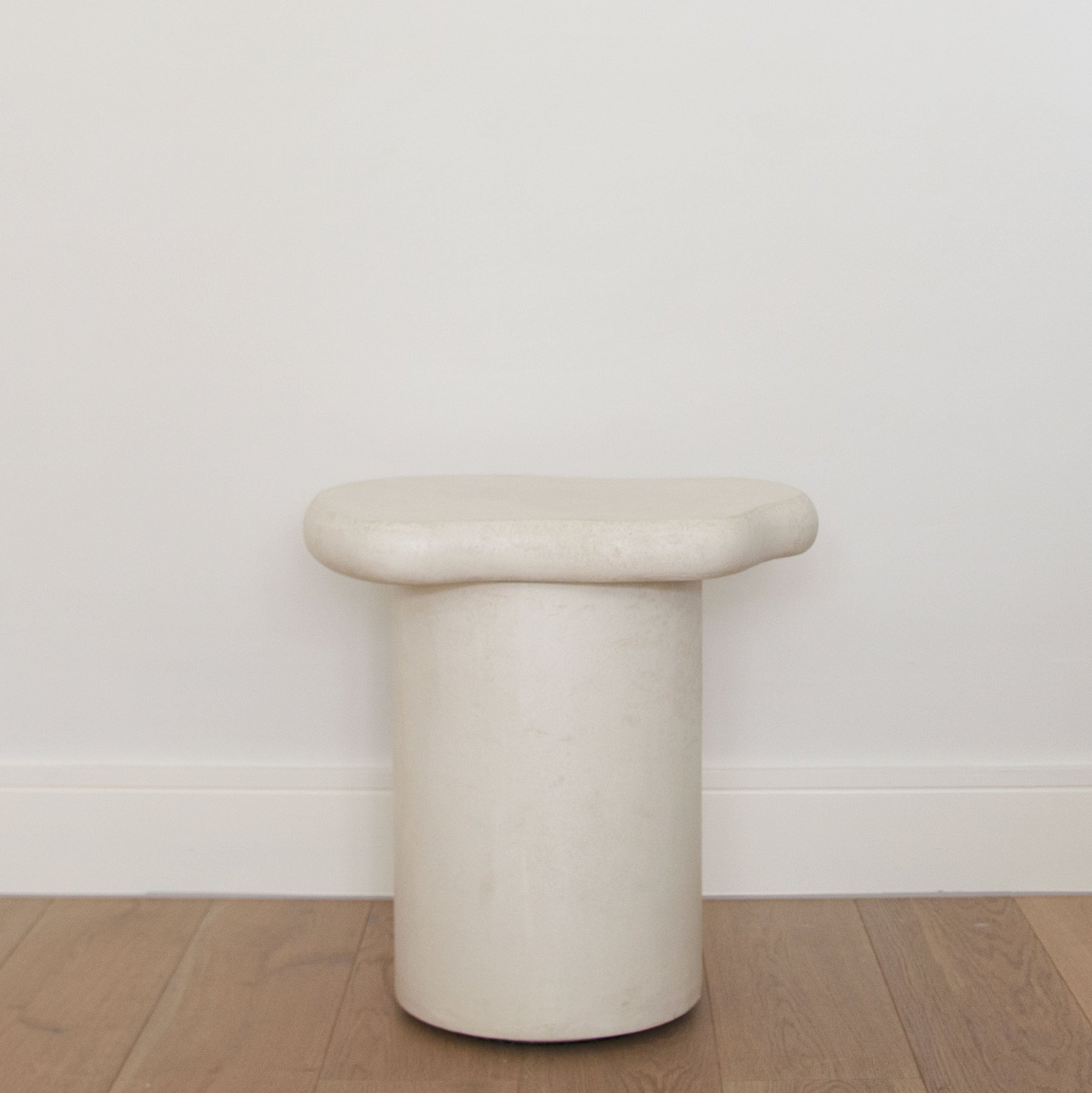 Stools & Side Tables