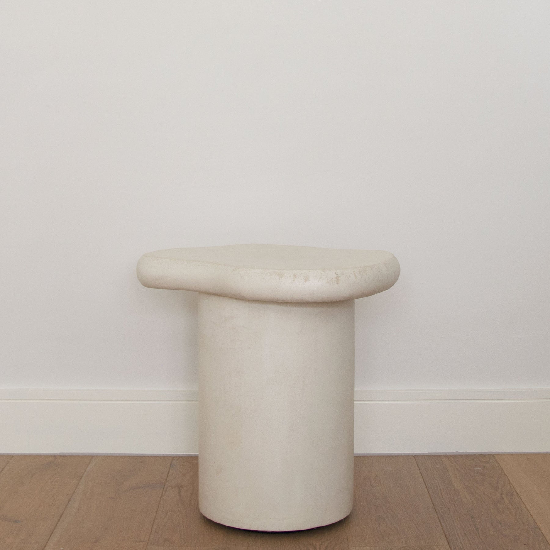 Stools & Side Tables