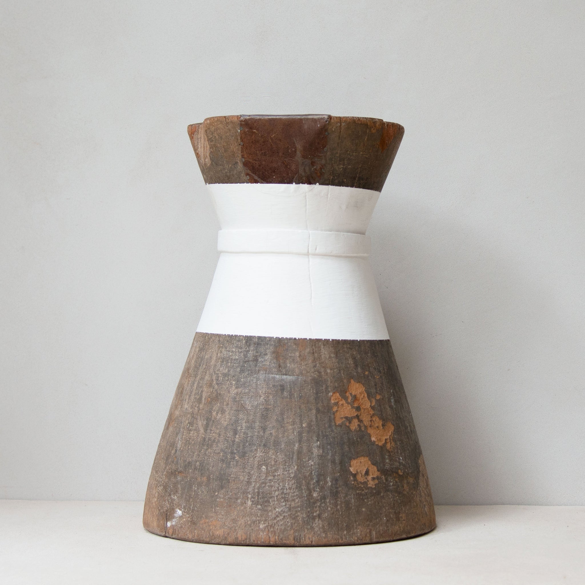 Tonga Mortar Side Table | Striped